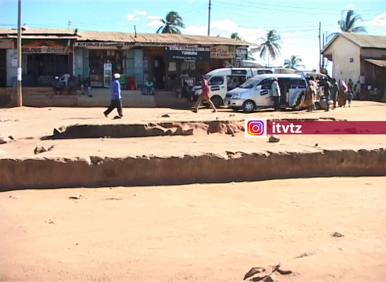 Wananchi Tunduru walalamikia ubovu wa stendi ya Mabasi | ITV ...